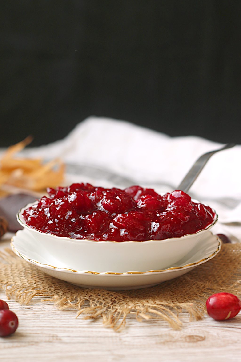 Easy Homemade Cranberry Sauce - Domestic Dreamboat