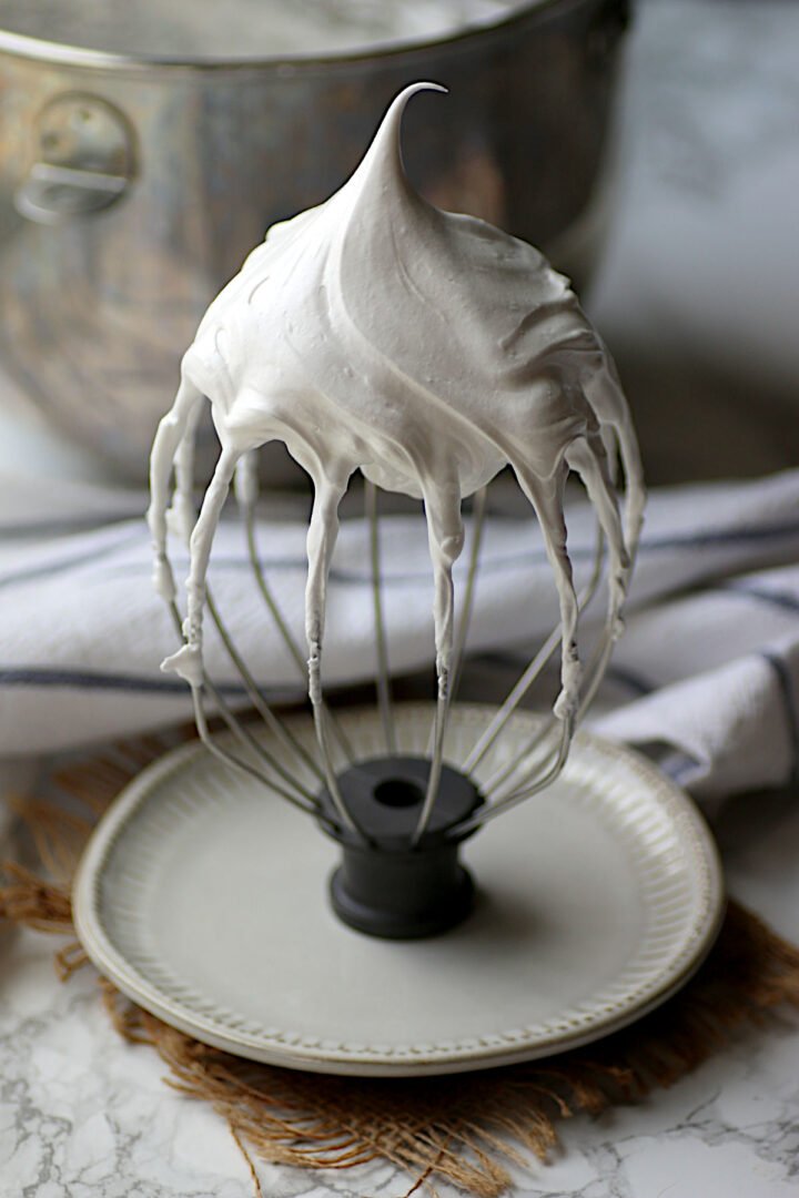 Italian Meringue - Domestic Dreamboat