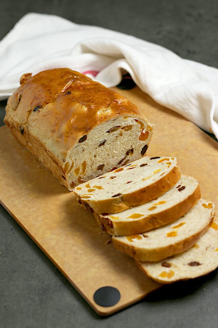 Apricot Raisin Bread - Domestic Dreamboat
